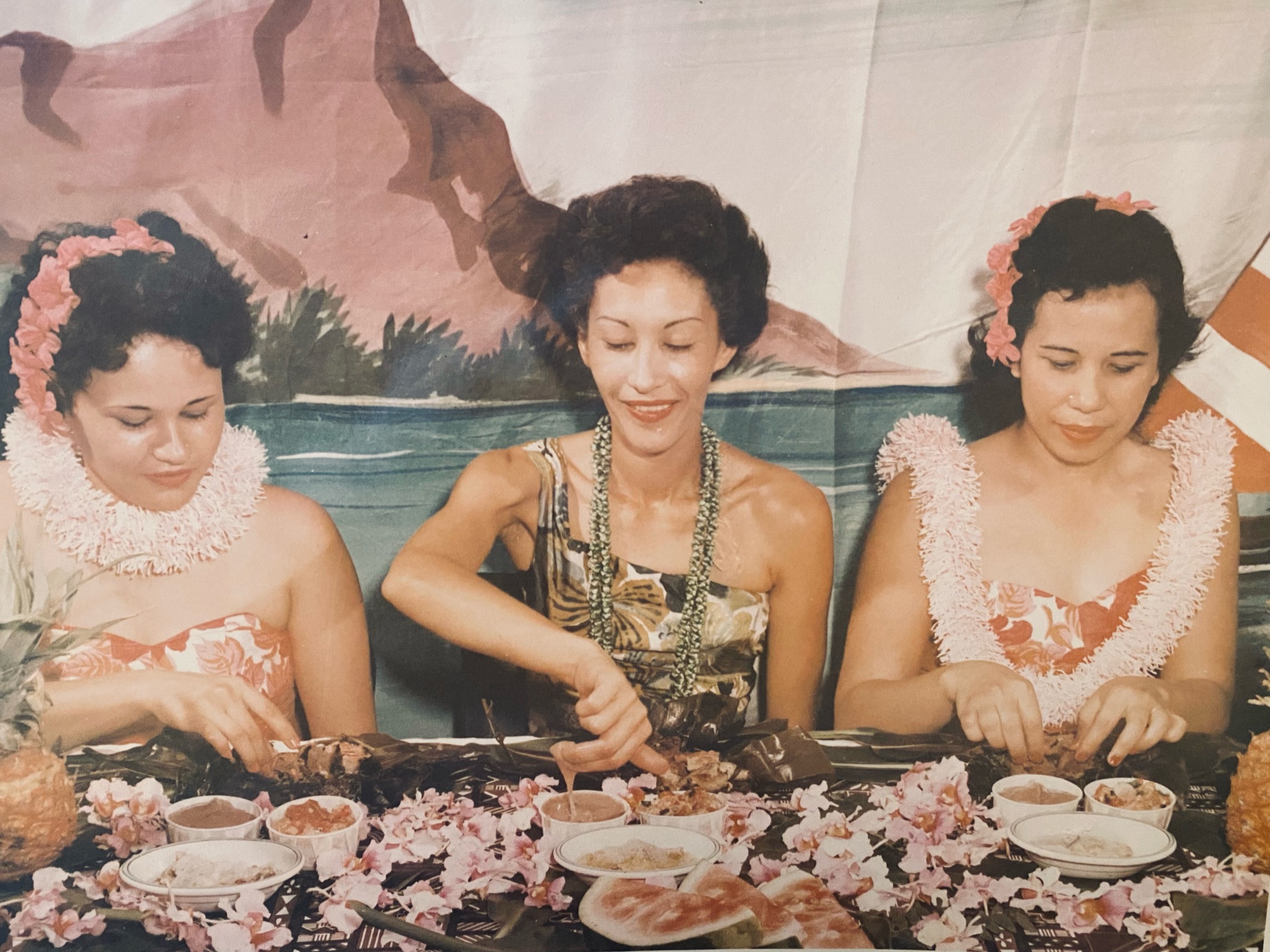 Makuahine (Mother) – whitehawaiian